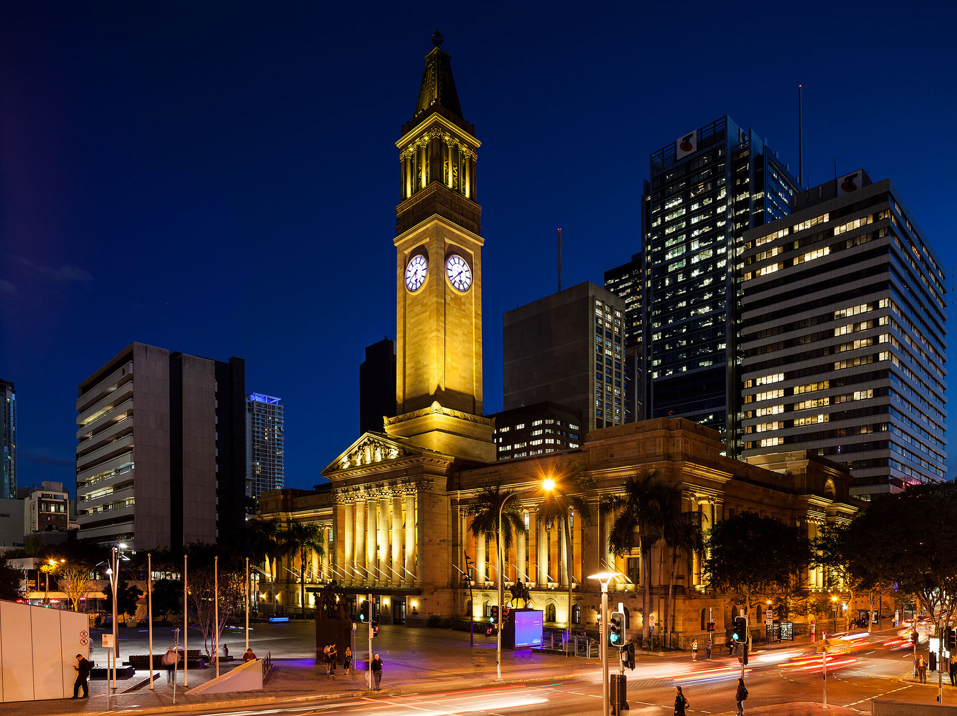 Brisbane City Hall illumination – Case study